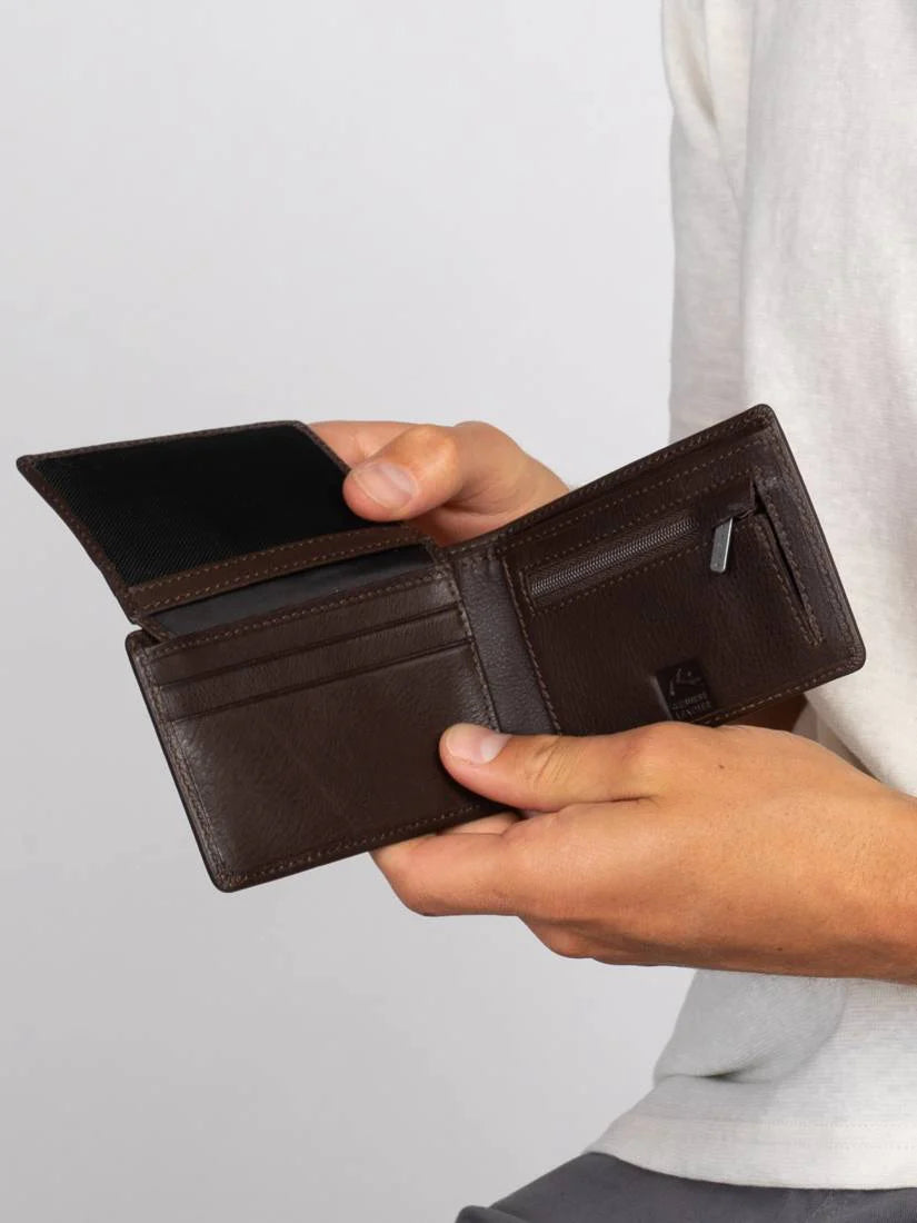 Rusty Busted Leather Wallet- Coffee – Husk Him Her